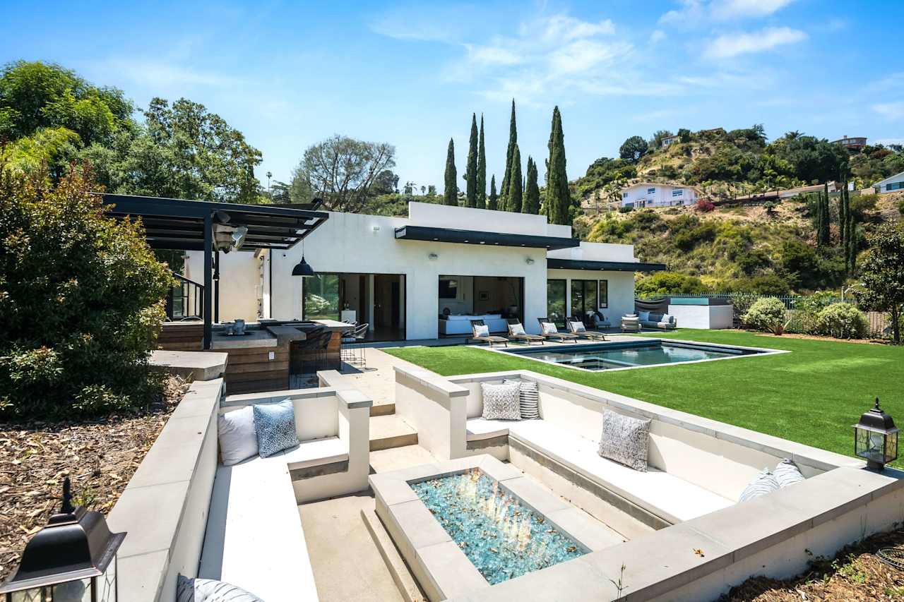 Jade Mills | Beverly Hills Realtor & LA Real Estate Agent Near Me