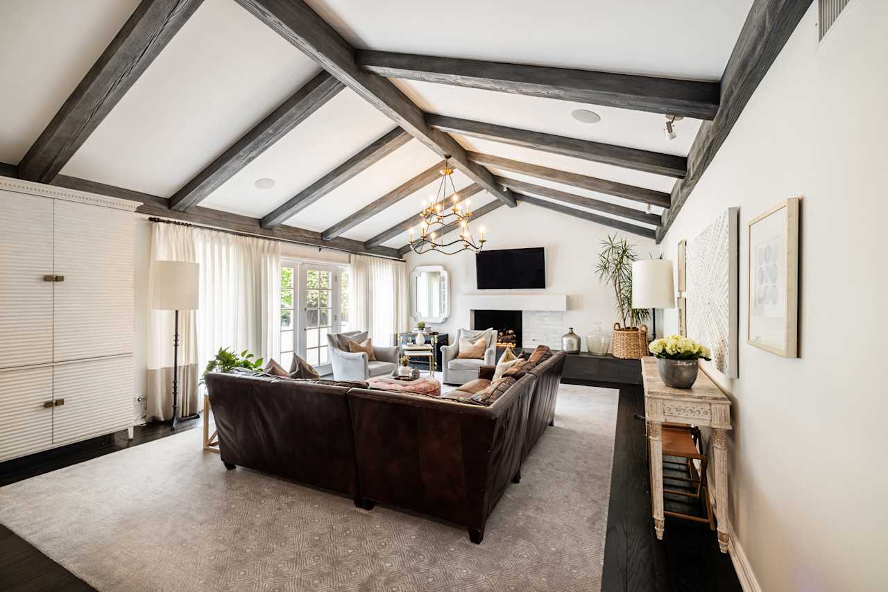 Kelly Lopez - Concept Fine Homes & Estates