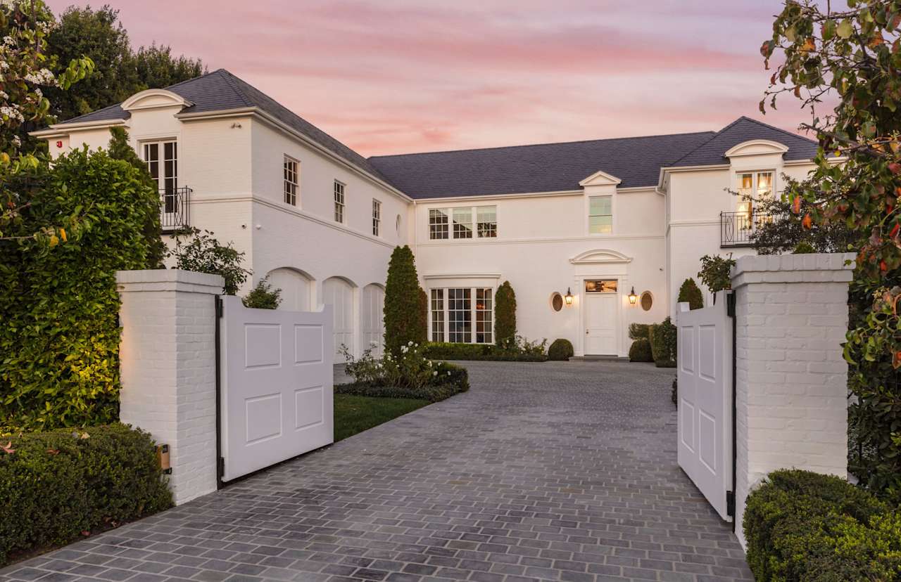 Drew Fenton - Luxury Real Estate Agent in Beverly Hills