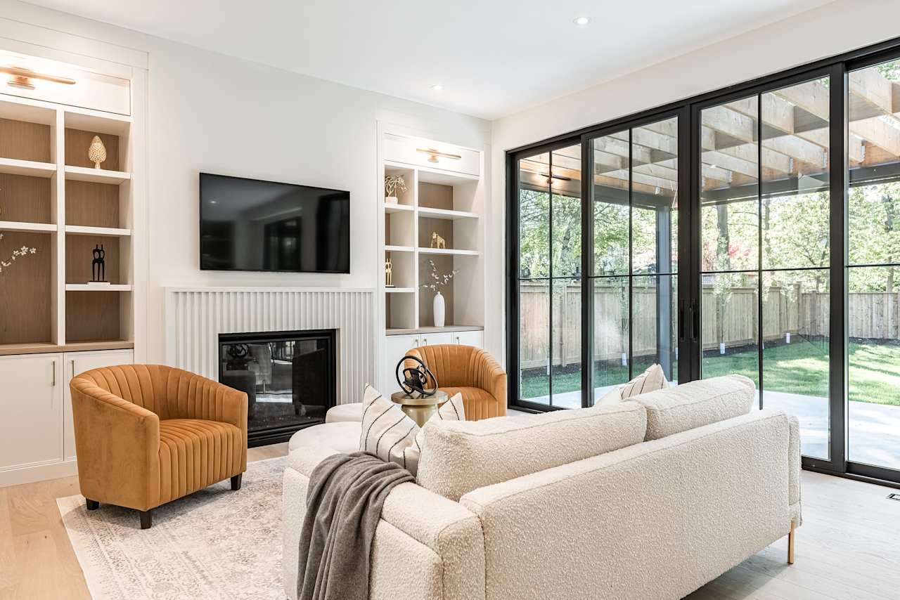 337 MacDonald Road | Oakville, ON L6J 2A8 | Goodale Miller Team