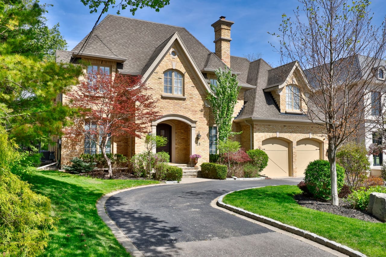 Cohen Homes & Estates | Best Toronto Luxury Real Estate Agent