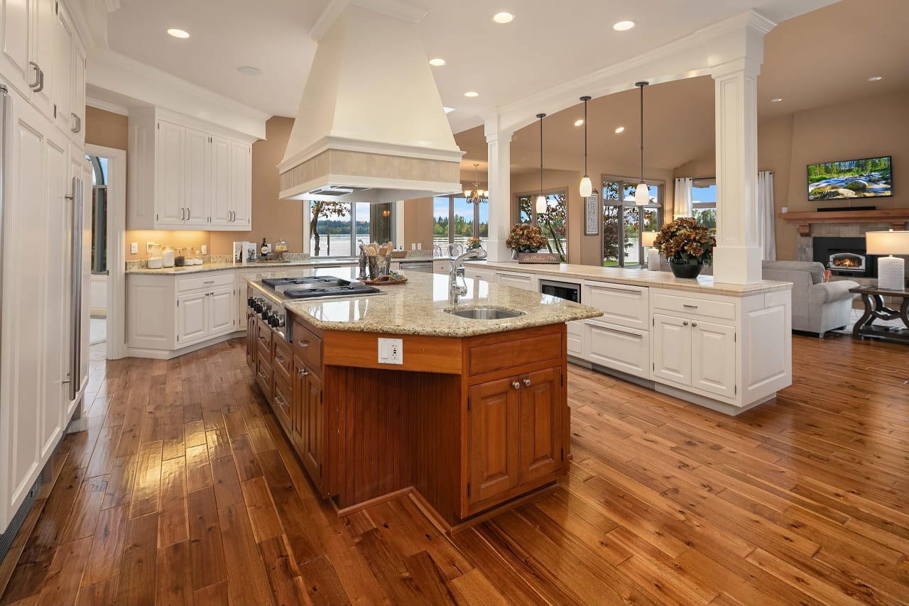 Snag Island Estate - Lake Tapps Luxury Waterfront | Kimber Lee Real ...