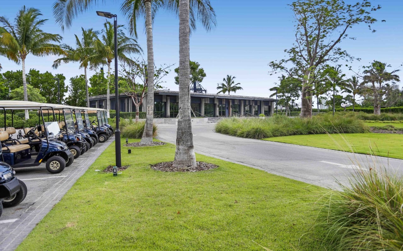Property Lounges | Dora Puig | Miami Beach Real Estate Experts