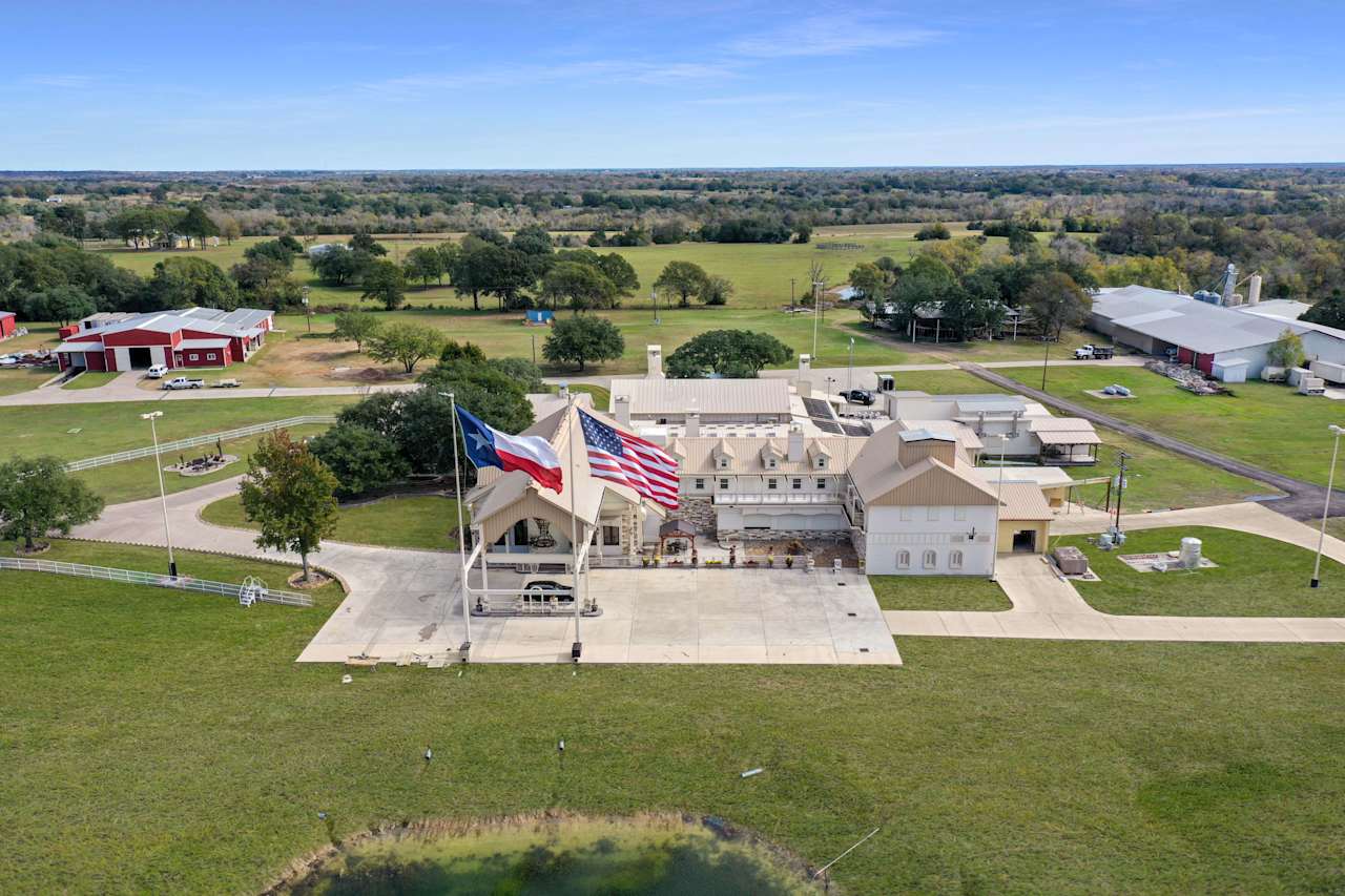 Diamond L Ranch Offers Significant Farm, Ranch, Equestrian, Commercial ...