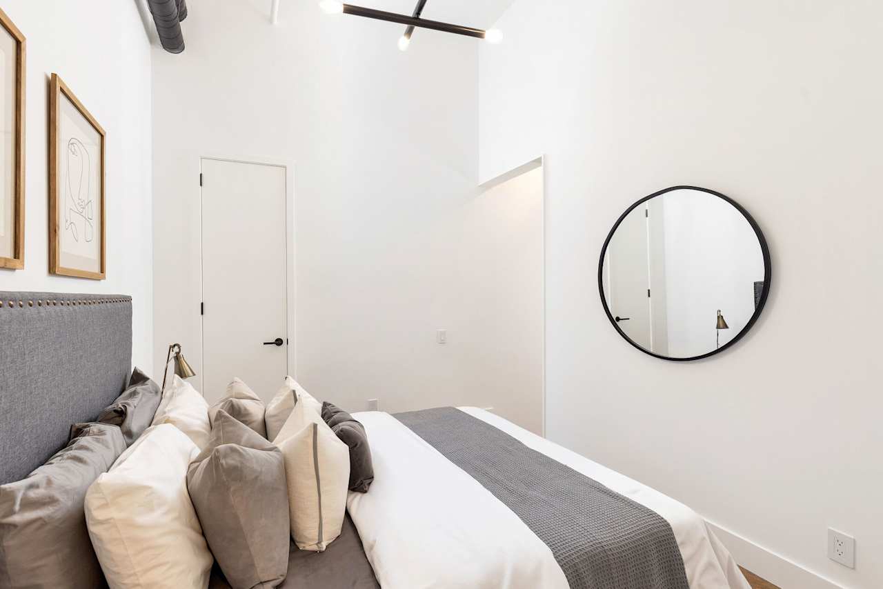 90 Sumach Street 304 & 305 | Toronto, ON, M5A4R4 | Lofty Luxury ...