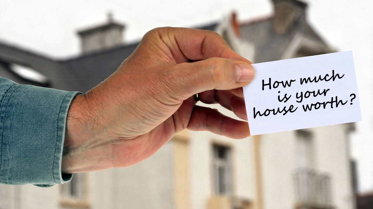 Evaluating the Price of a Home Evaluating the Price of a Home