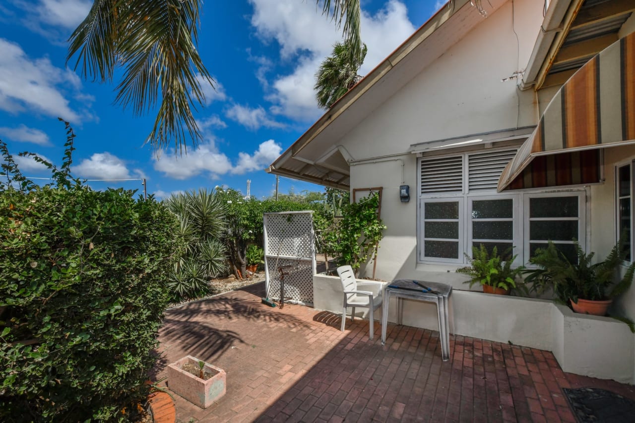Real Estate in Aruba | Centrally Located | Home For Sale in Oranjestad ...
