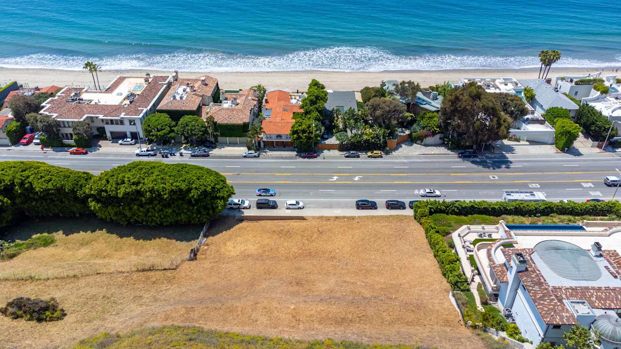 Malibu - Land | The Malibu Life