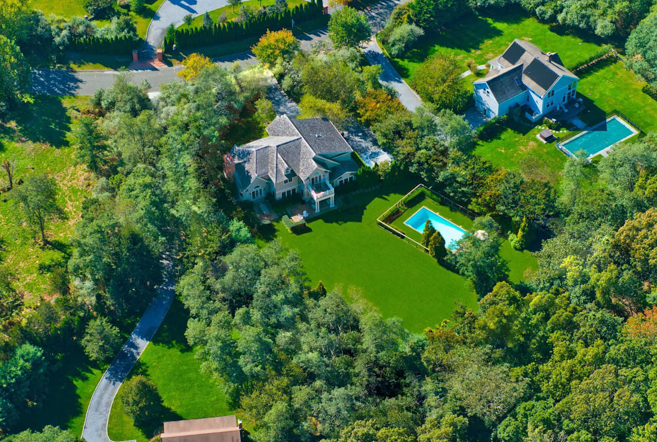 Jennifer Friedberg | Hamptons Luxury Real Estate