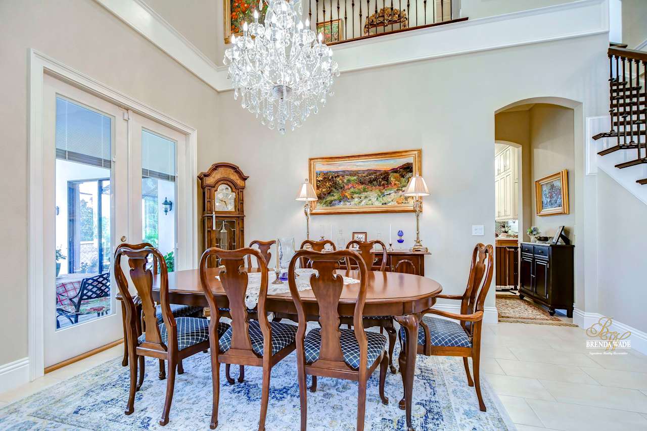 PRICE REDUCED! | 122 BROOKOVER LN