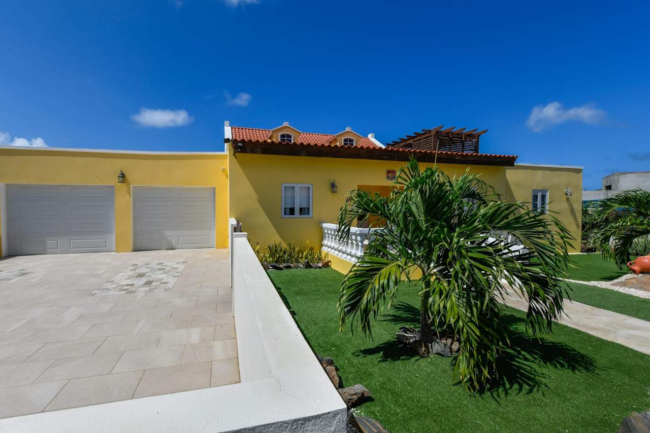 Aruba Luxury Real Estate | Unique Properties Aruba | Properties in Noord | Aruba Properties ...