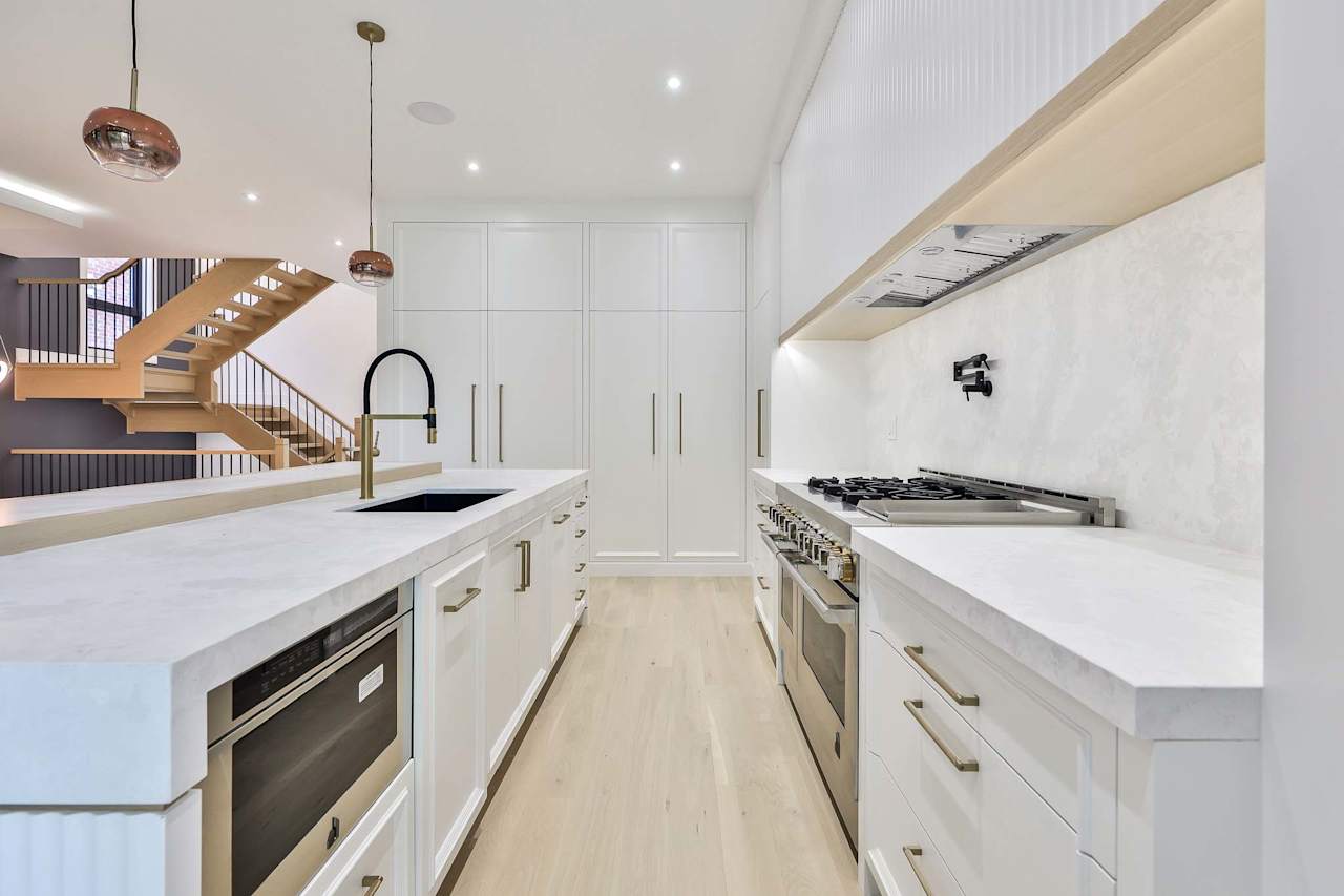 Adam Parsons Group | Toronto, ON Real Estate Experts