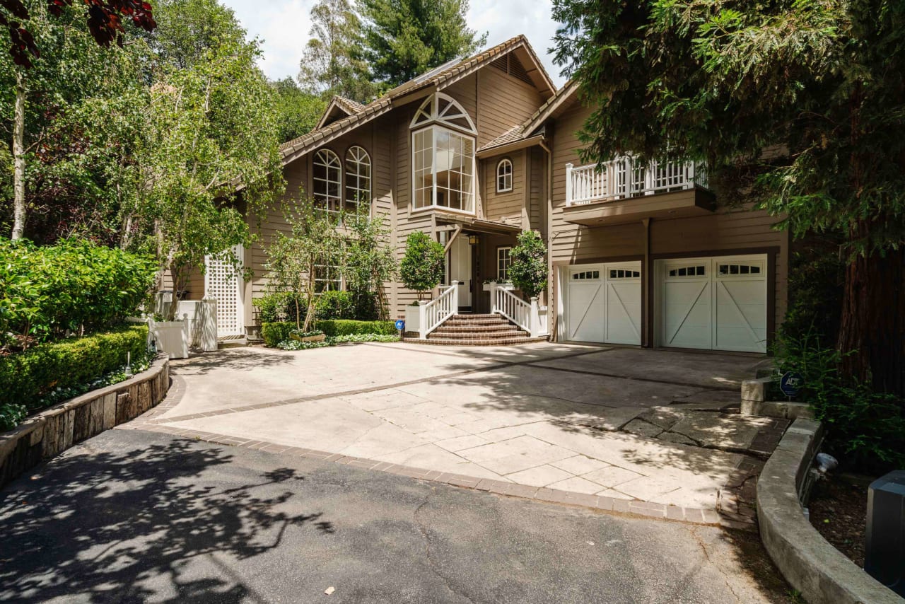 1636 Crater Lane | Dan Urbach | Los Angeles Real Estate Specialist