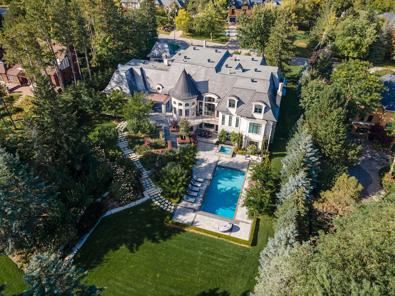 121 Rebecca Court | Maple, ON L6A 1G2 | Goodale Miller Team