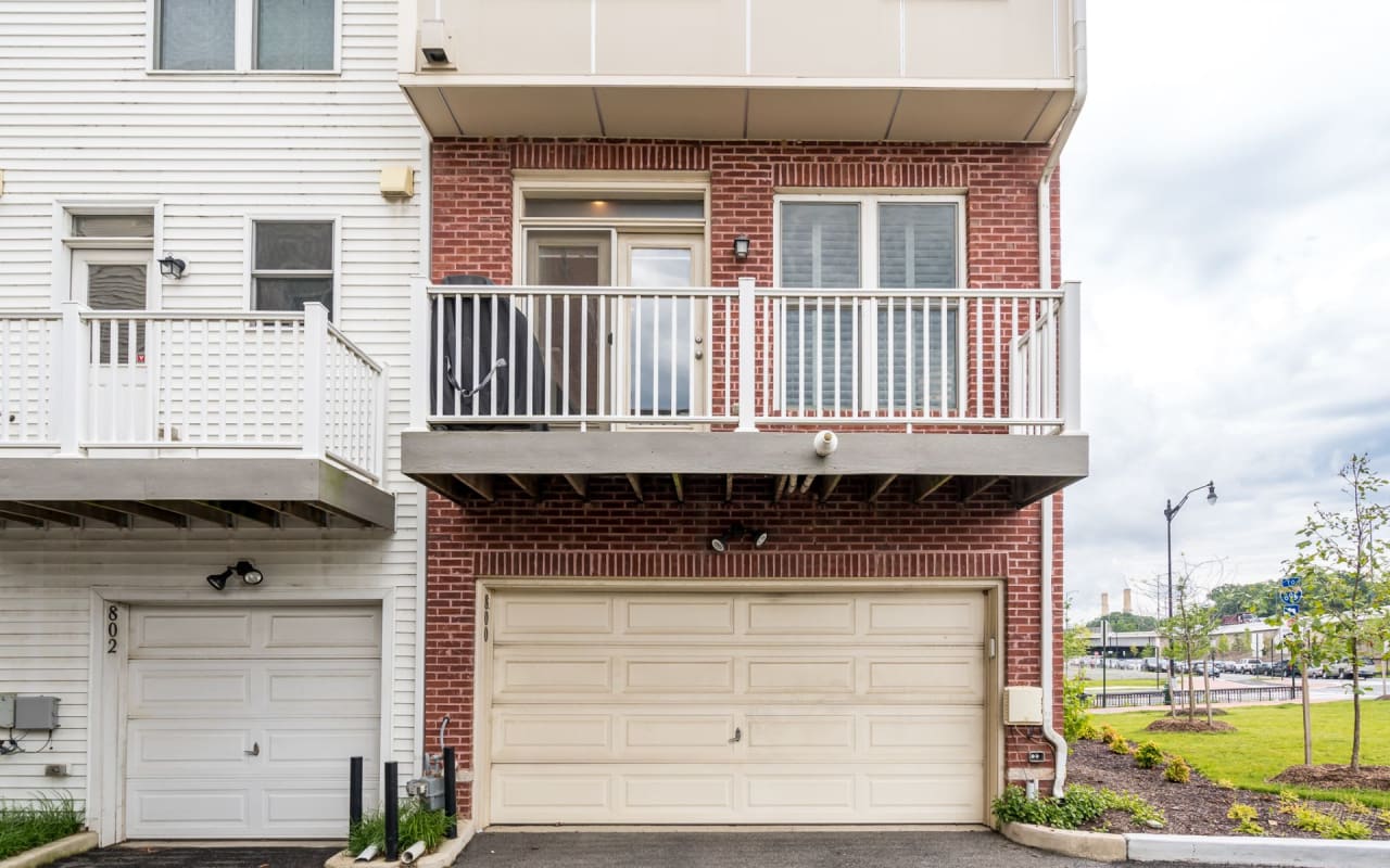 800 3rd St SE | Andrew Turczyn | Washington Real Estate Agent