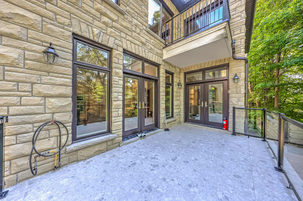 Elegance & Luxury At Its Finest | Barry Cohen Homes