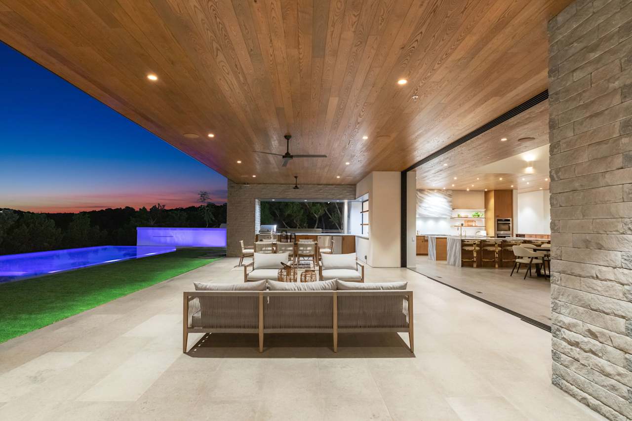 The Sweet Sky Residence