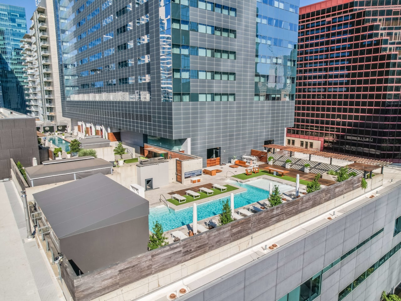 The W Residences 210 Lavaca Street Austin, TX