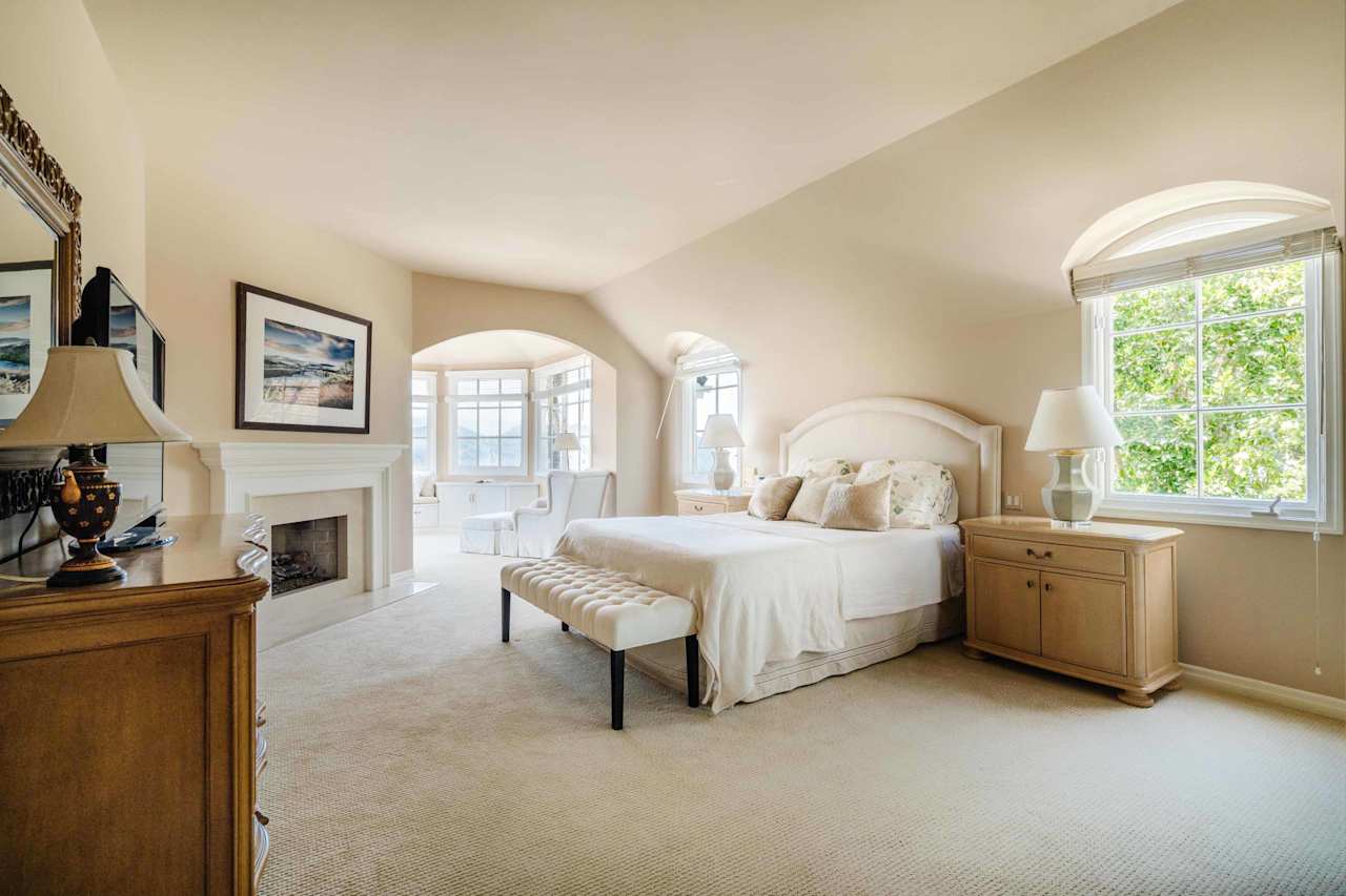 1301 Piedra Morada Drive | Dan Urbach | Los Angeles Real Estate Specialist