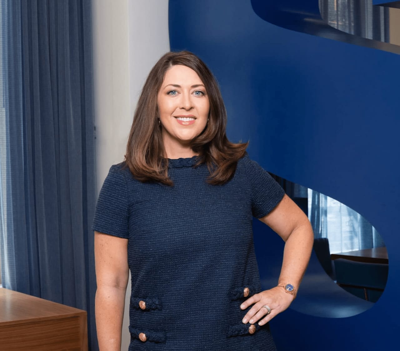 Lindsey Owen Krezwick | NY, LDN, FL Real Estate Expert