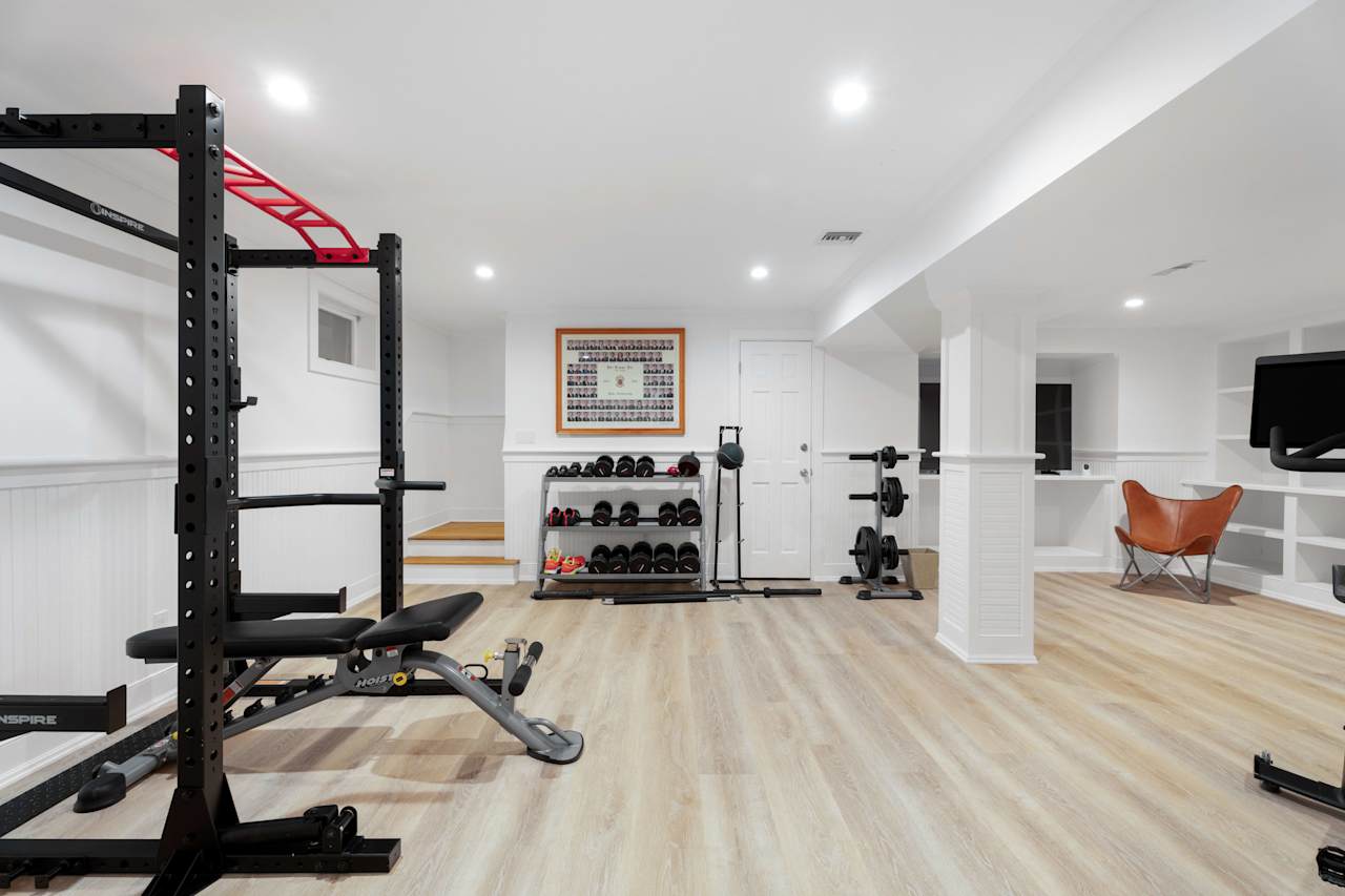 27 On The Bluff | Mala Sander + Team