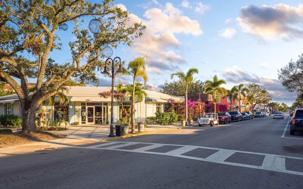 Robyn Pfister Griffin & Robert Forbis | Naples Real Estate Agents