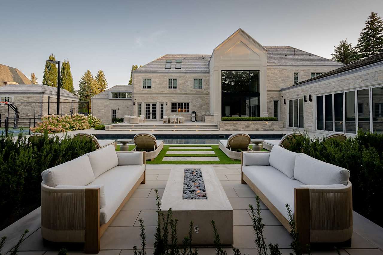 Within The Exclusive Narrows Of Pinewood Estates | Barry Cohen Homes