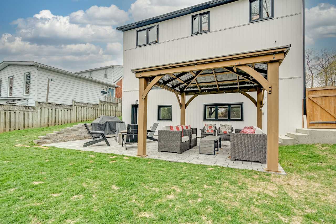 150 Mohawk Road | Ancaster, ON L9G 2W9 | Goodale Miller Team