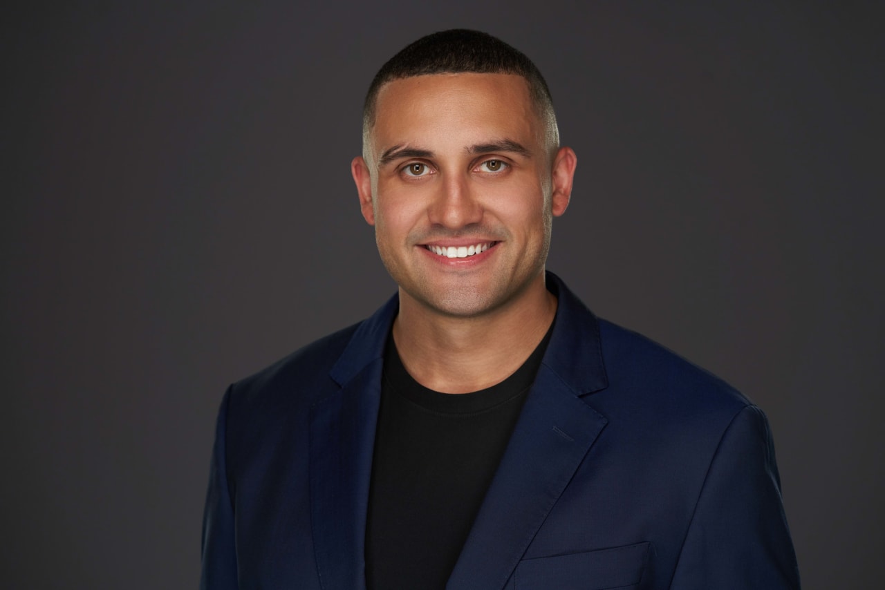 Devin McKinney | SERHANT.