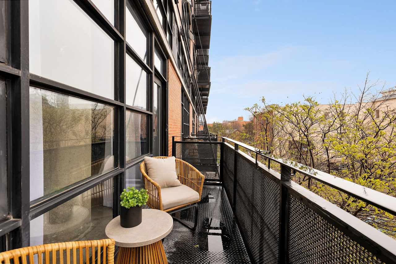 90 Sumach Street 304 & 305 | Toronto, ON, M5A4R4 | Lofty Luxury ...