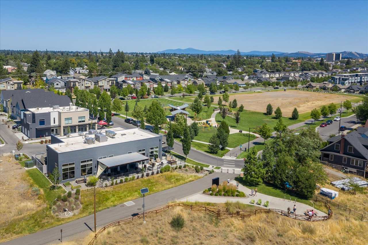 Kendall Yards | Neighborhood Guide