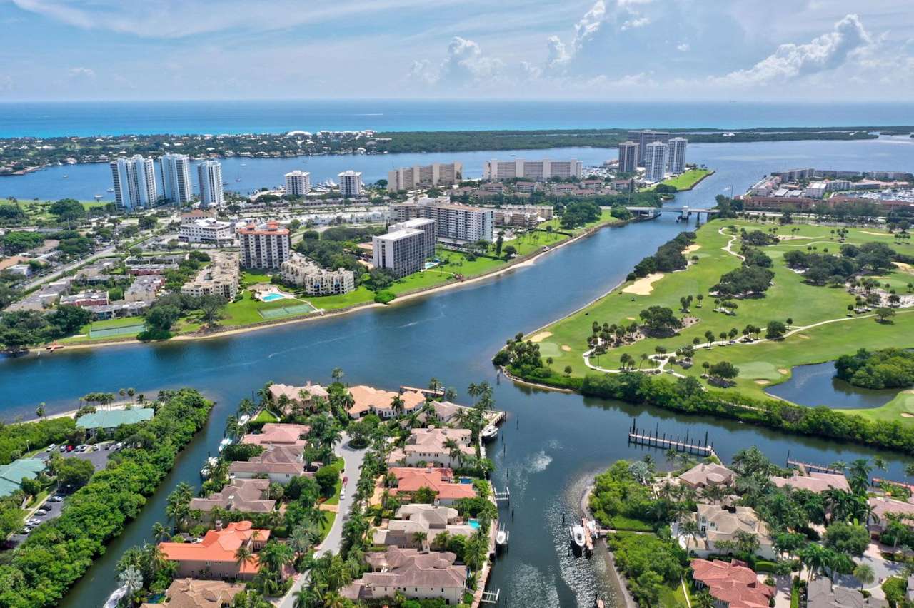 North Palm Beach | Neighborhood Guide