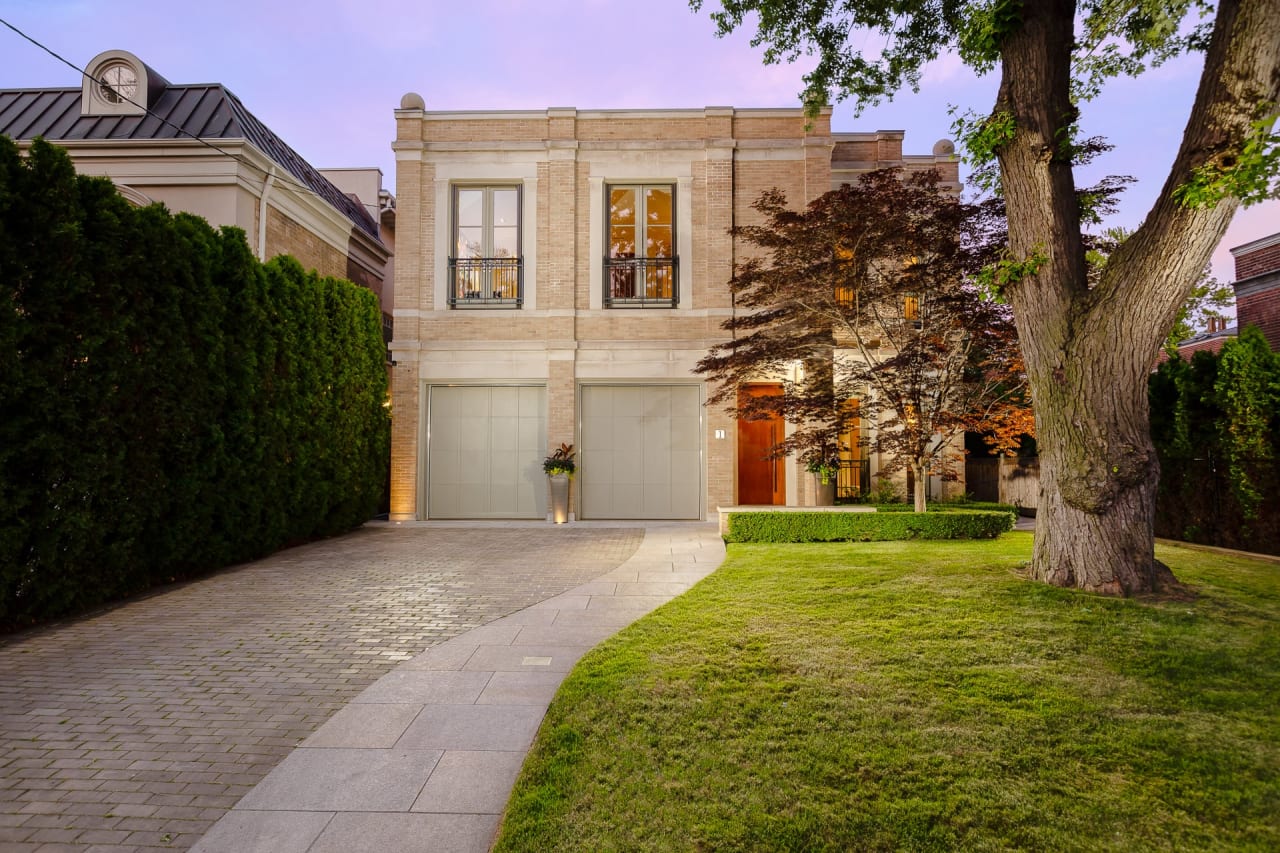 1 May Street | Toronto, ON M4W 2X9 | Andy Taylor