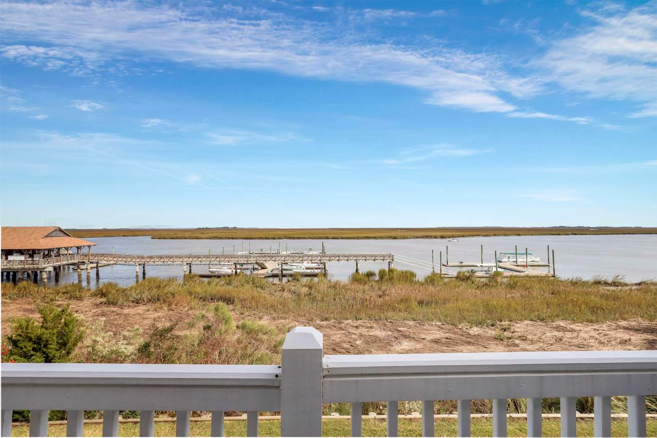 Waterfront Living on St Simons Island