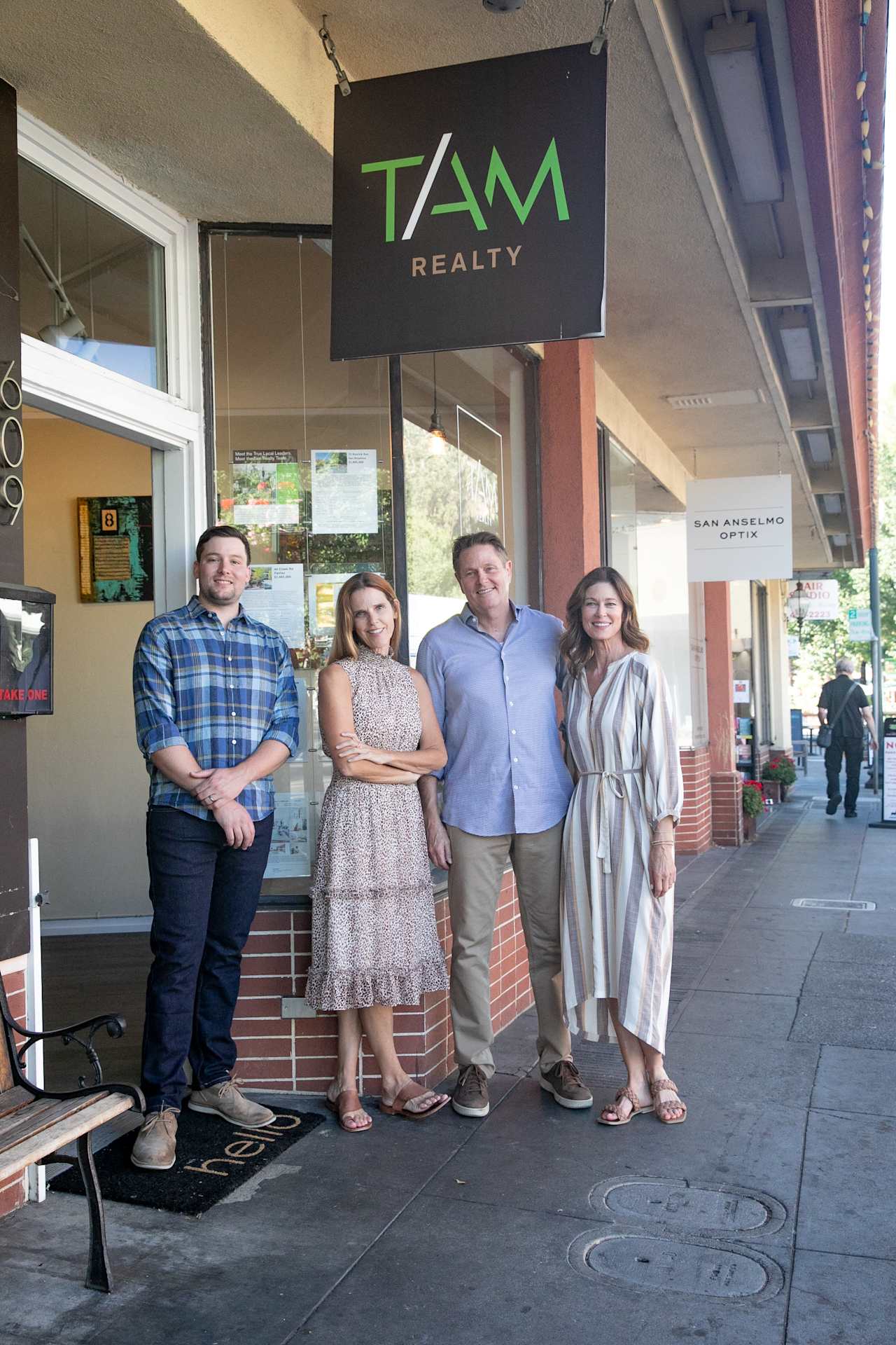 Our Agents - Tam Realty