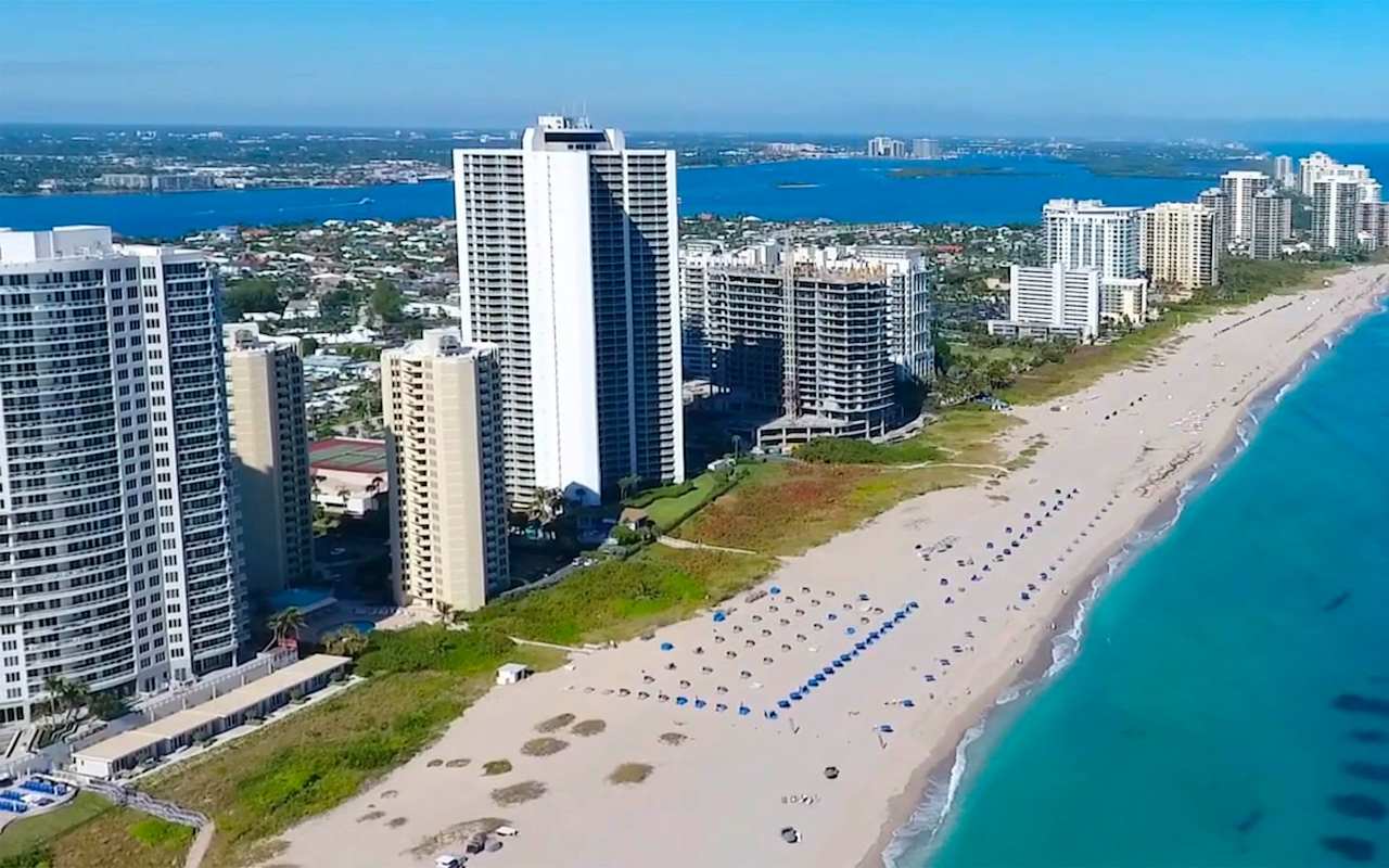 Phoenix Towers | Condos