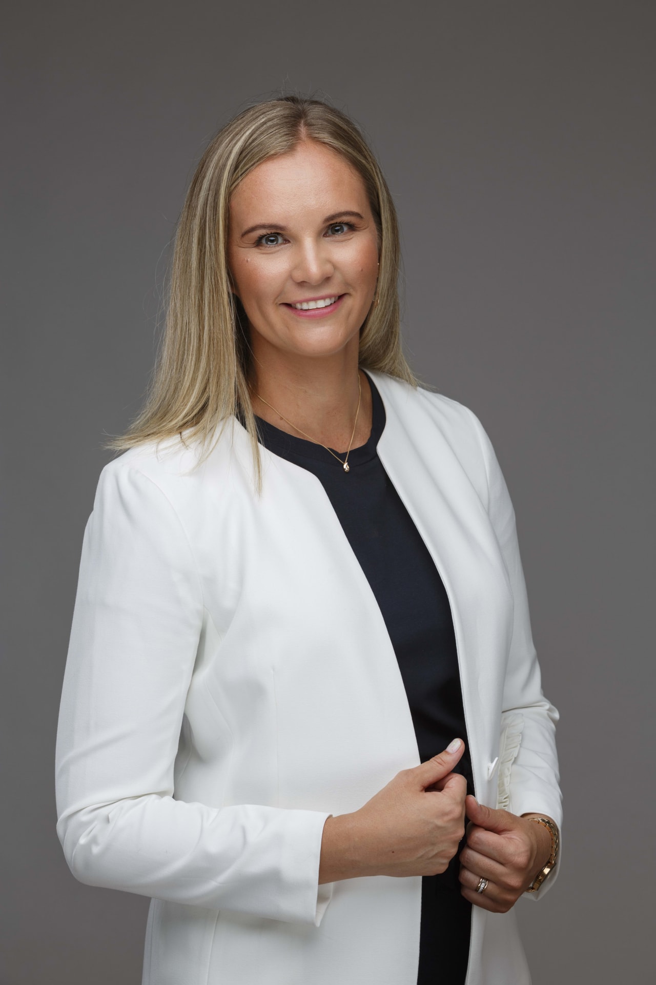 About Dina Piterniece | At First Site Real Estate | Boulder & Denver Real Estate Team