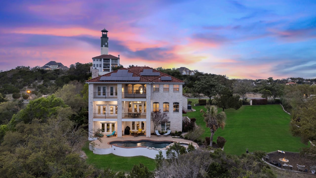 4415 Lago Viento | Susan Barringer | Austin Real Estate Agent