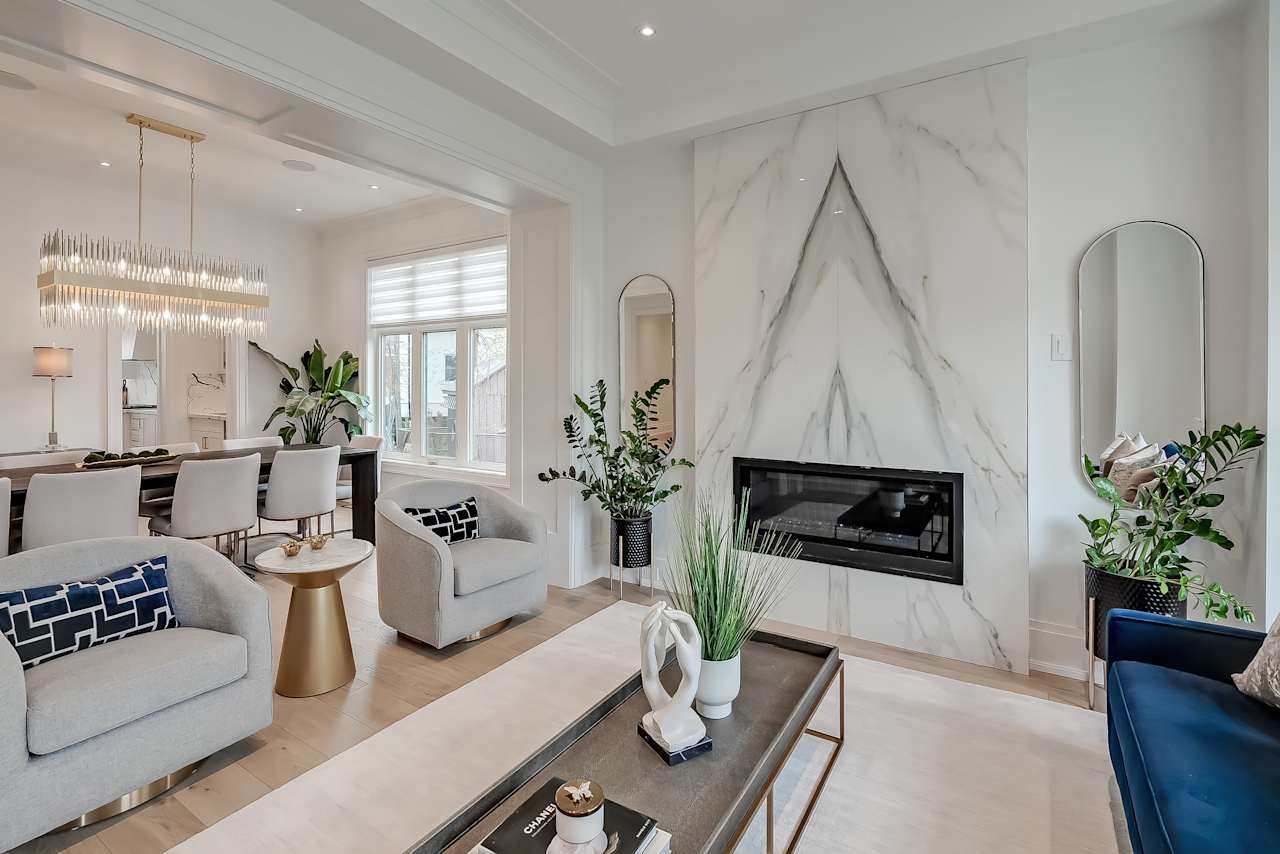 2096 Seabrook Drive | Oakville, ON L6L 2T9 | Goodale Miller Team