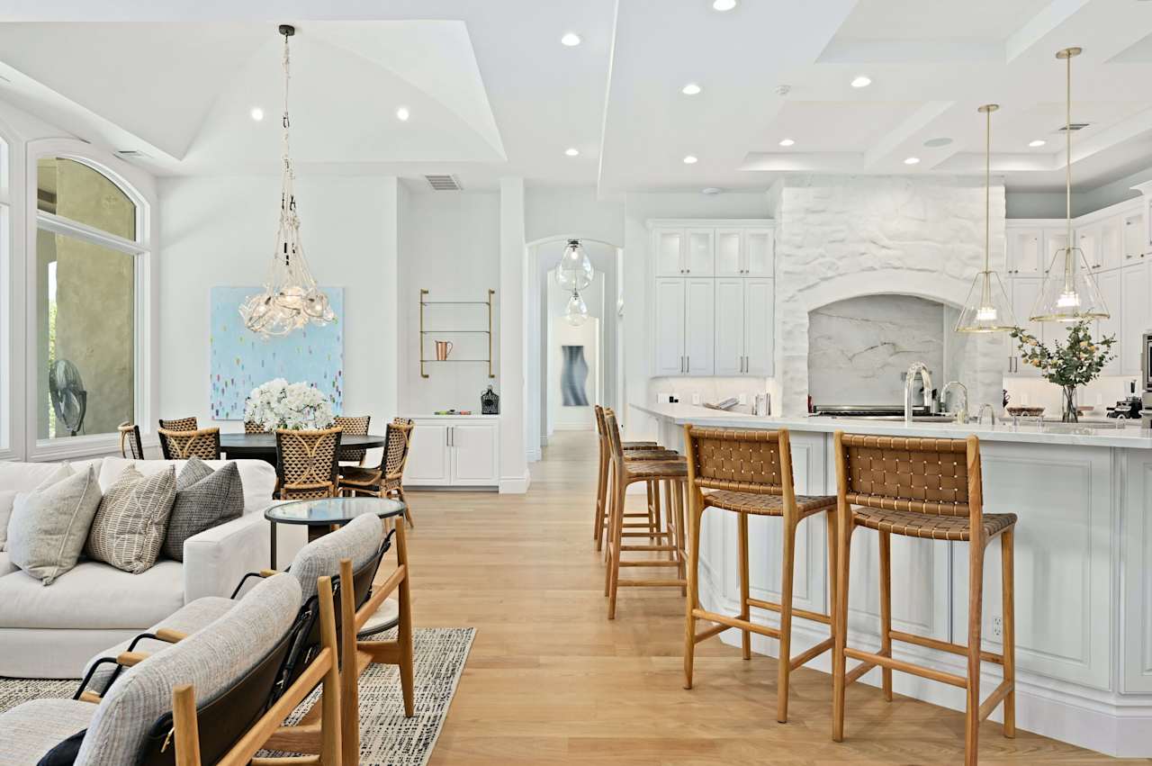 13414 Shore Vista Drive | A Luxury Lake Austin Retreat