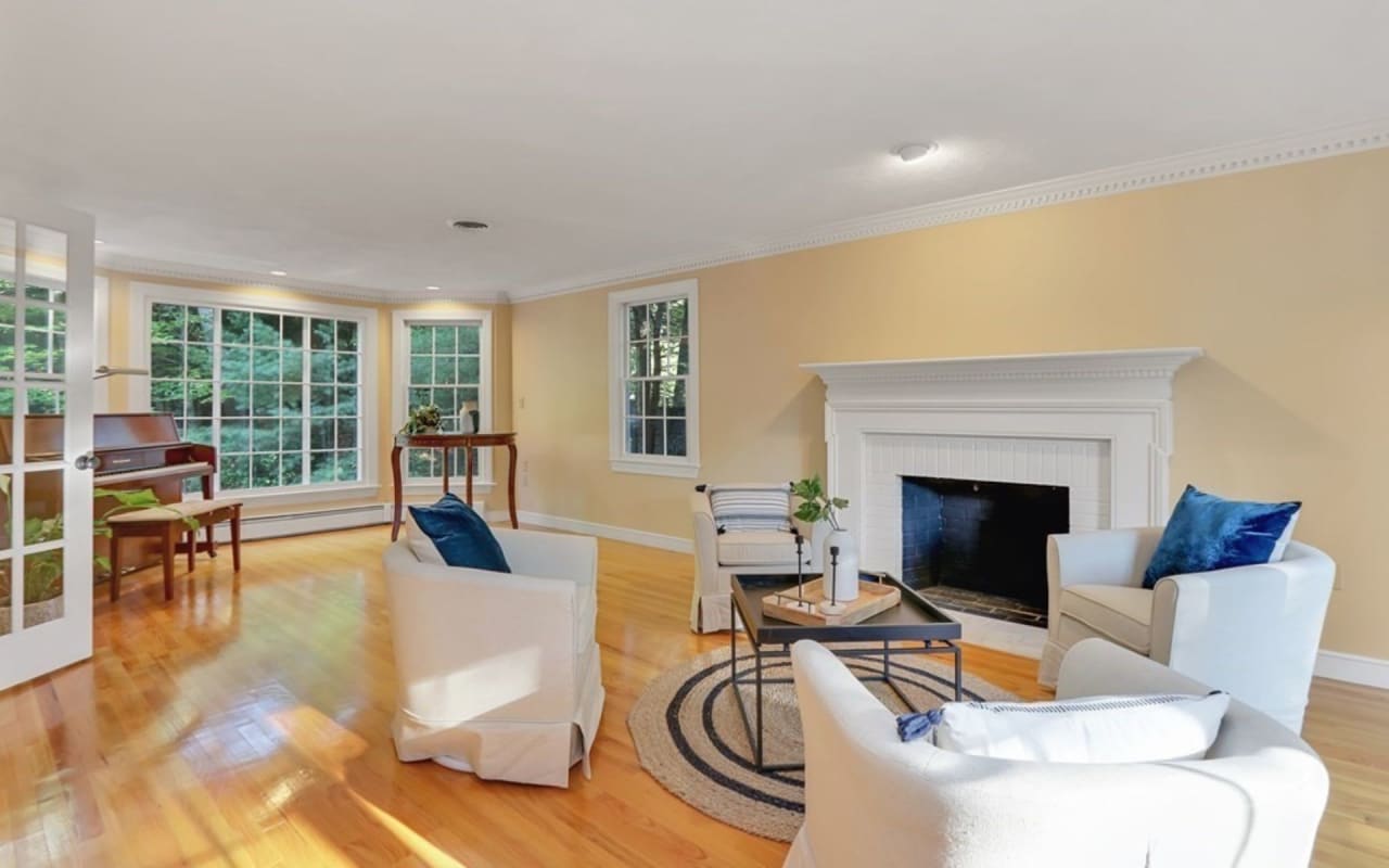 Elena Price | Westwood Real Estate Agent & Luxury Realtor