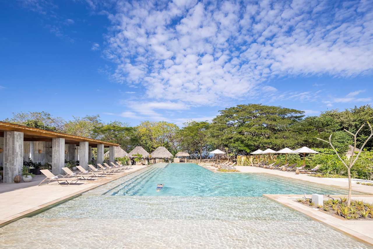 Ocean Club | La Cruz Real Estate | Costa Elena Resort Community