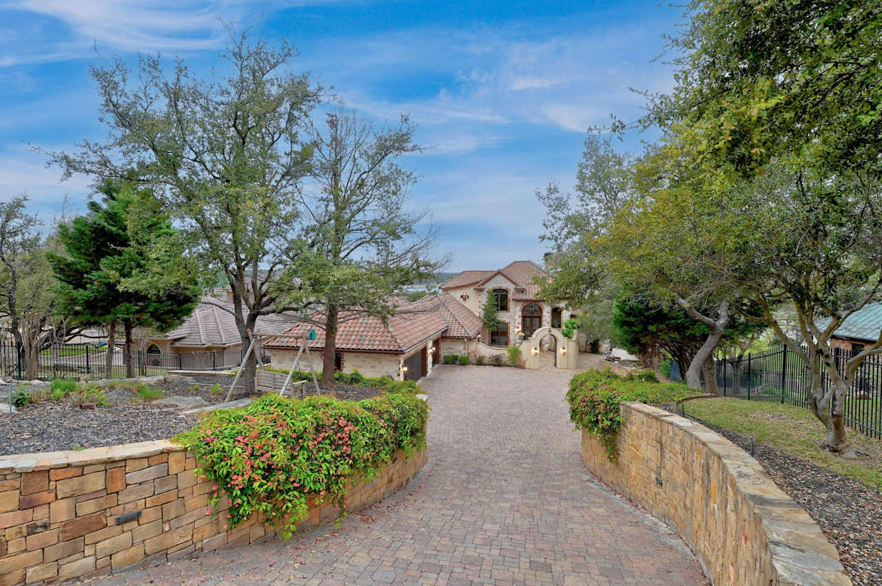 1333 Osprey Ridge Loop | Lakeside Resort-Style Estate