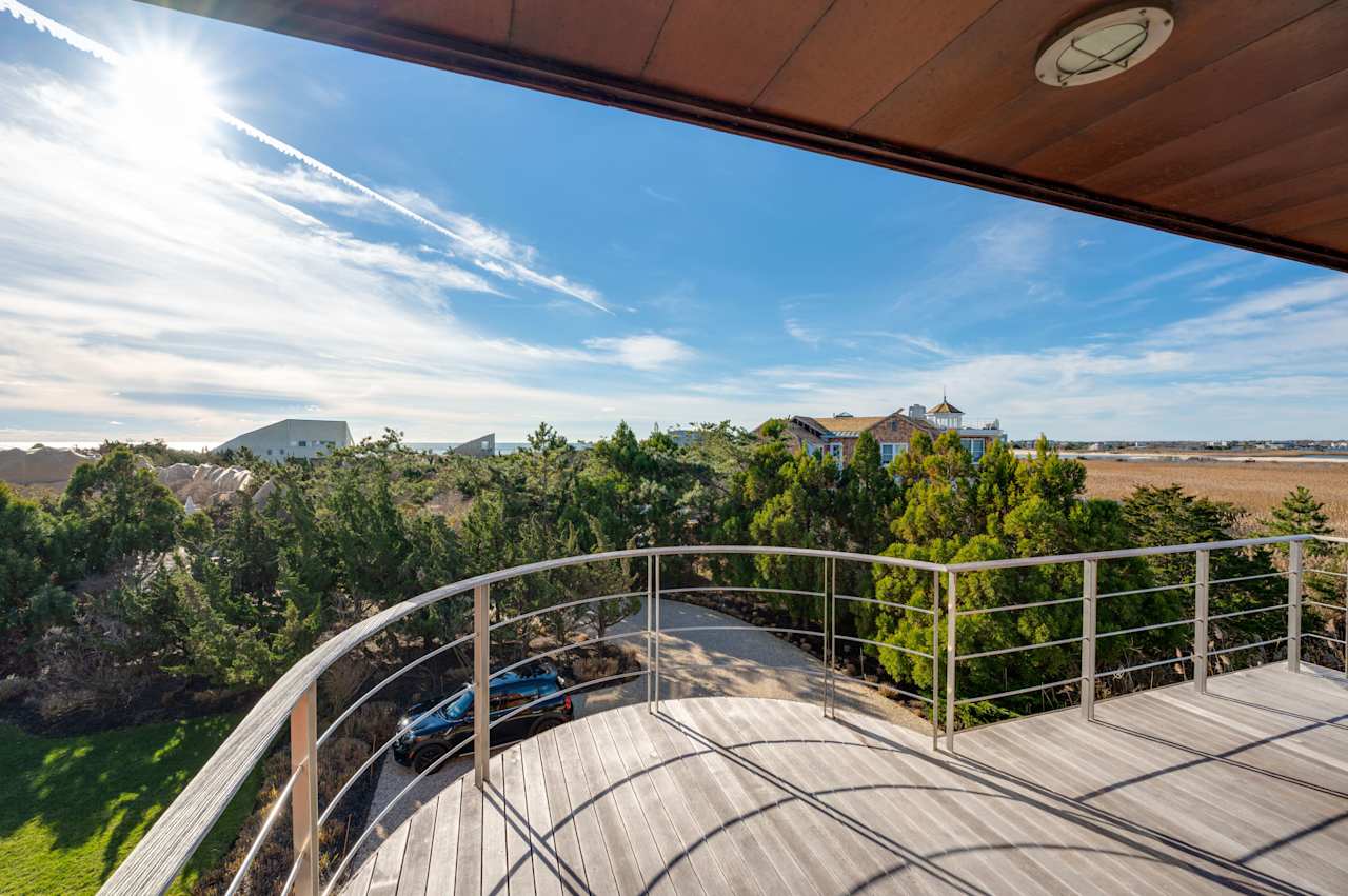 Water Mill Modern in Exclusive Waterfront Enclave