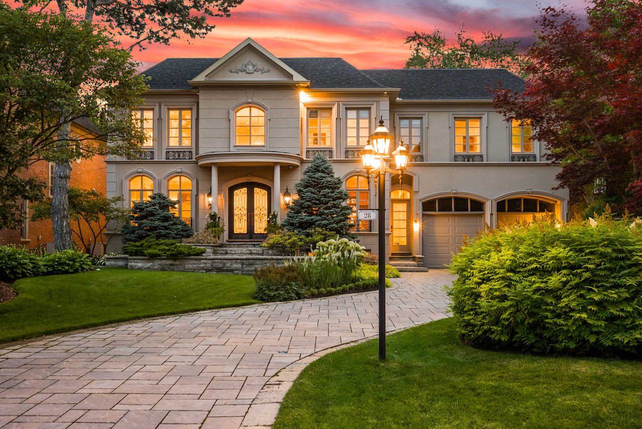 SOLD: Breathtaking Ravine Property! | Barry Cohen Homes