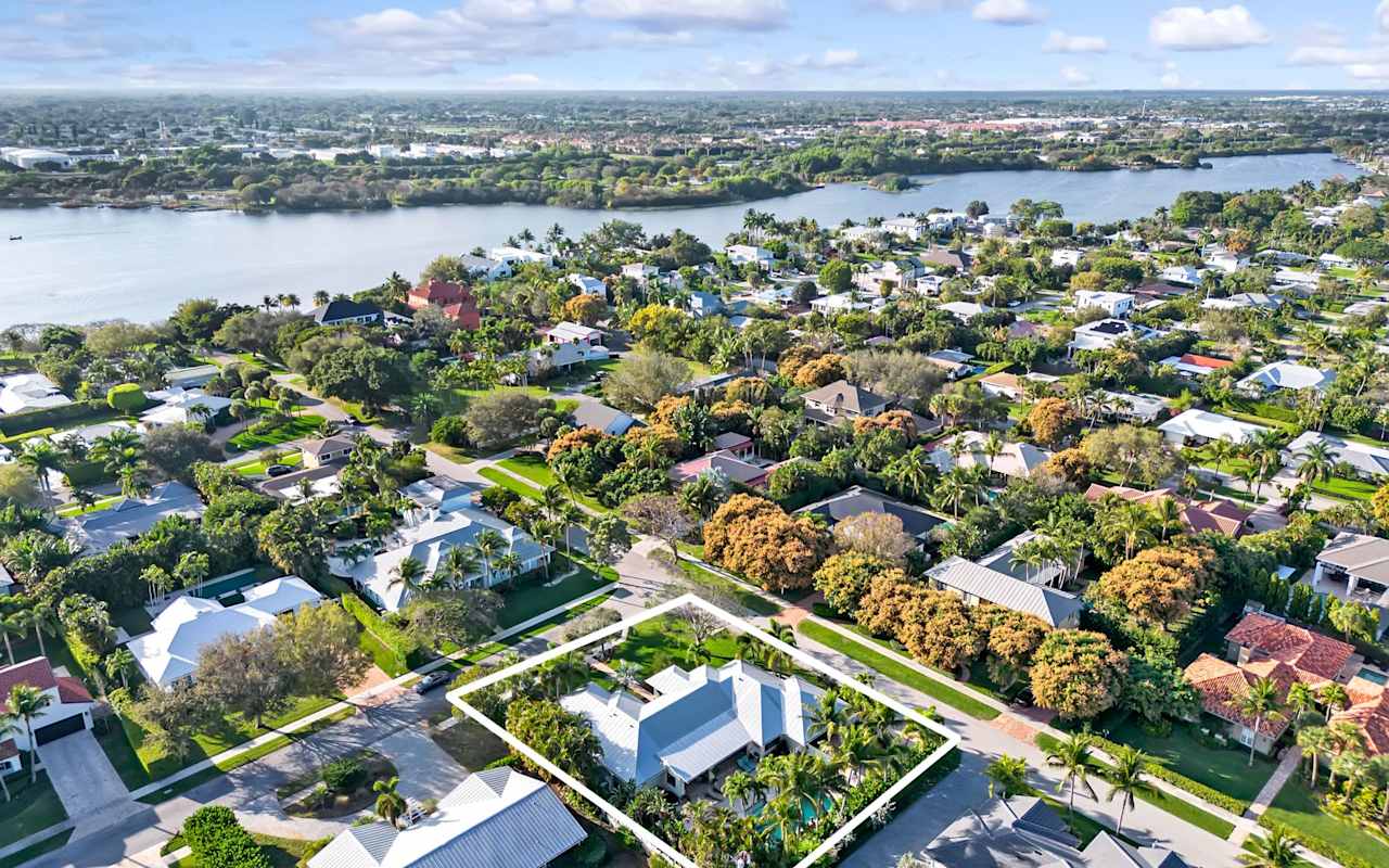 Comprehensive Guide to Florida Neighborhoods | Cheran Marek