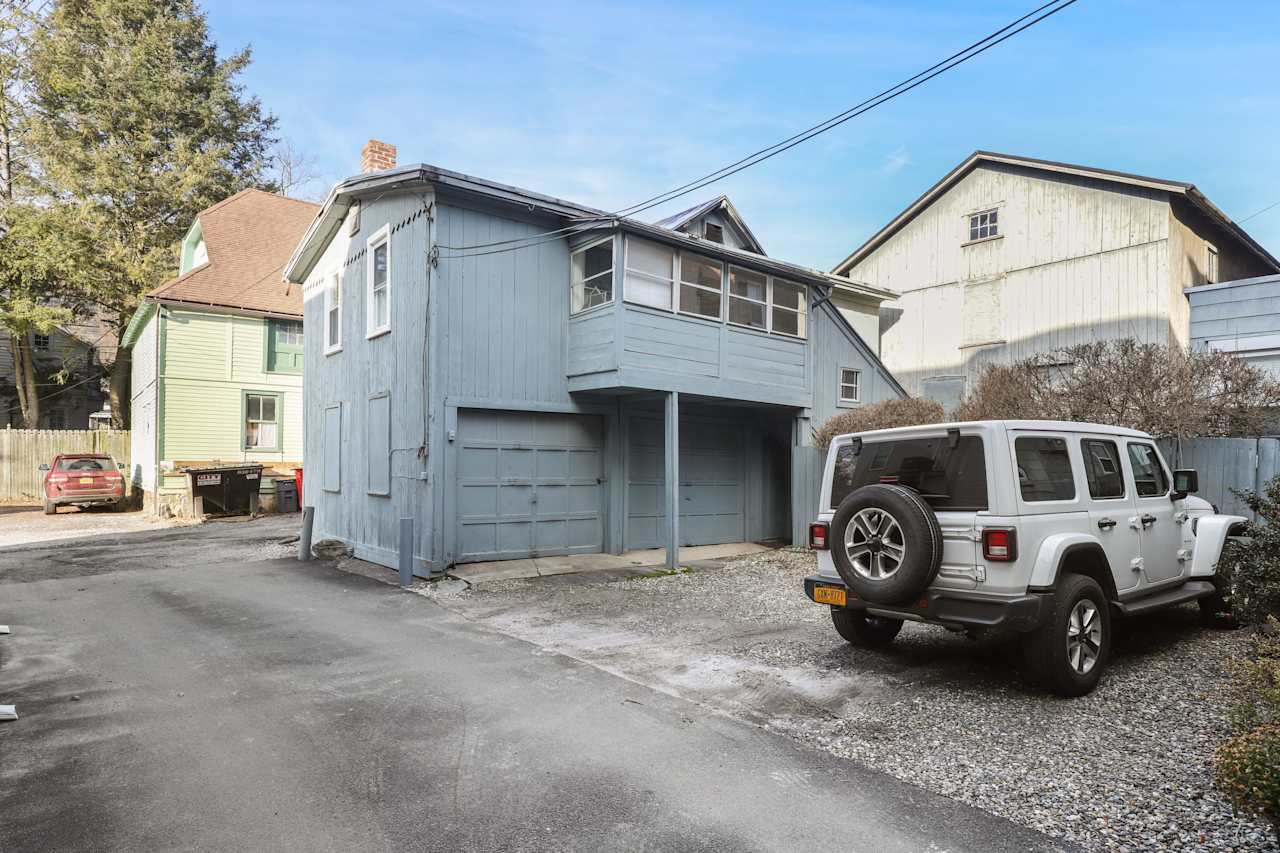 107-109 Katonah Avenue