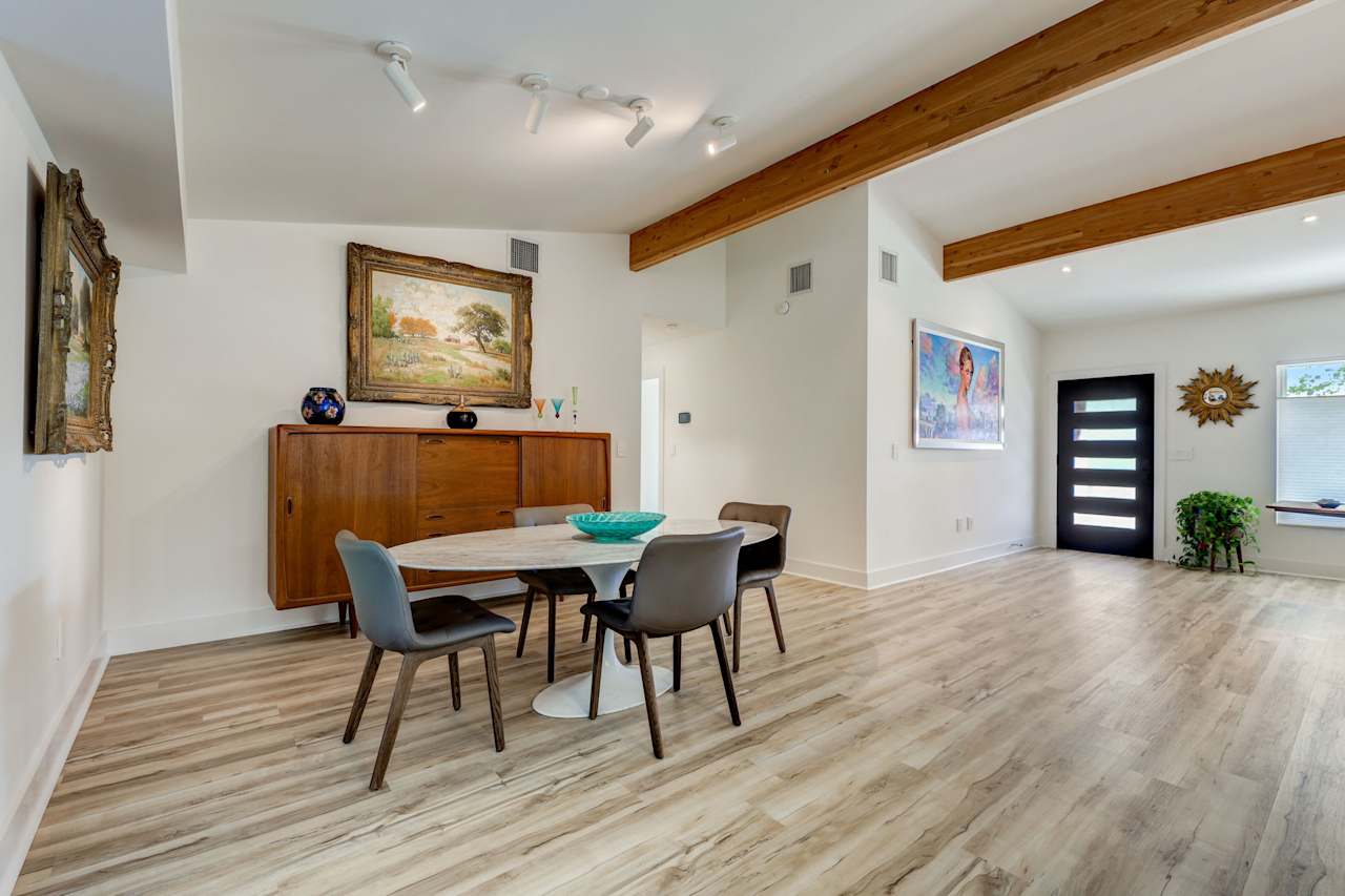 1302 Ridgehaven Dr.