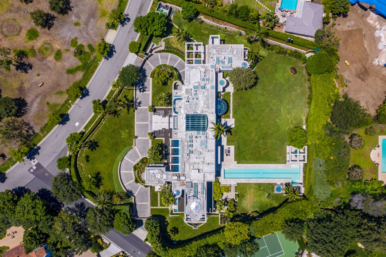 Drew Fenton - Luxury Real Estate Agent in Beverly Hills