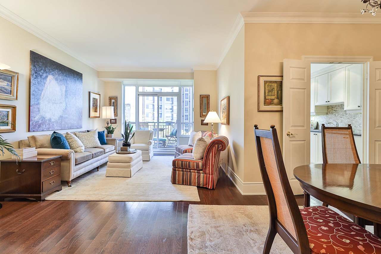 55 Delisle Avenue Unit: 704 | Toronto, ON M4V3C2 | 3 Beds | Jonathan ...